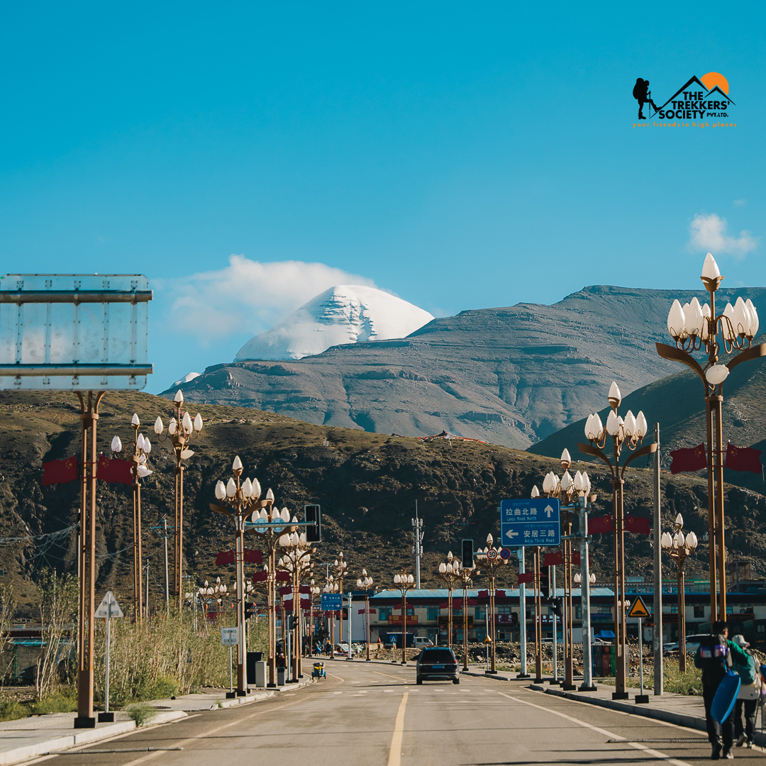 Discover Darchen: The Spiritual Gateway to Mount Kailash